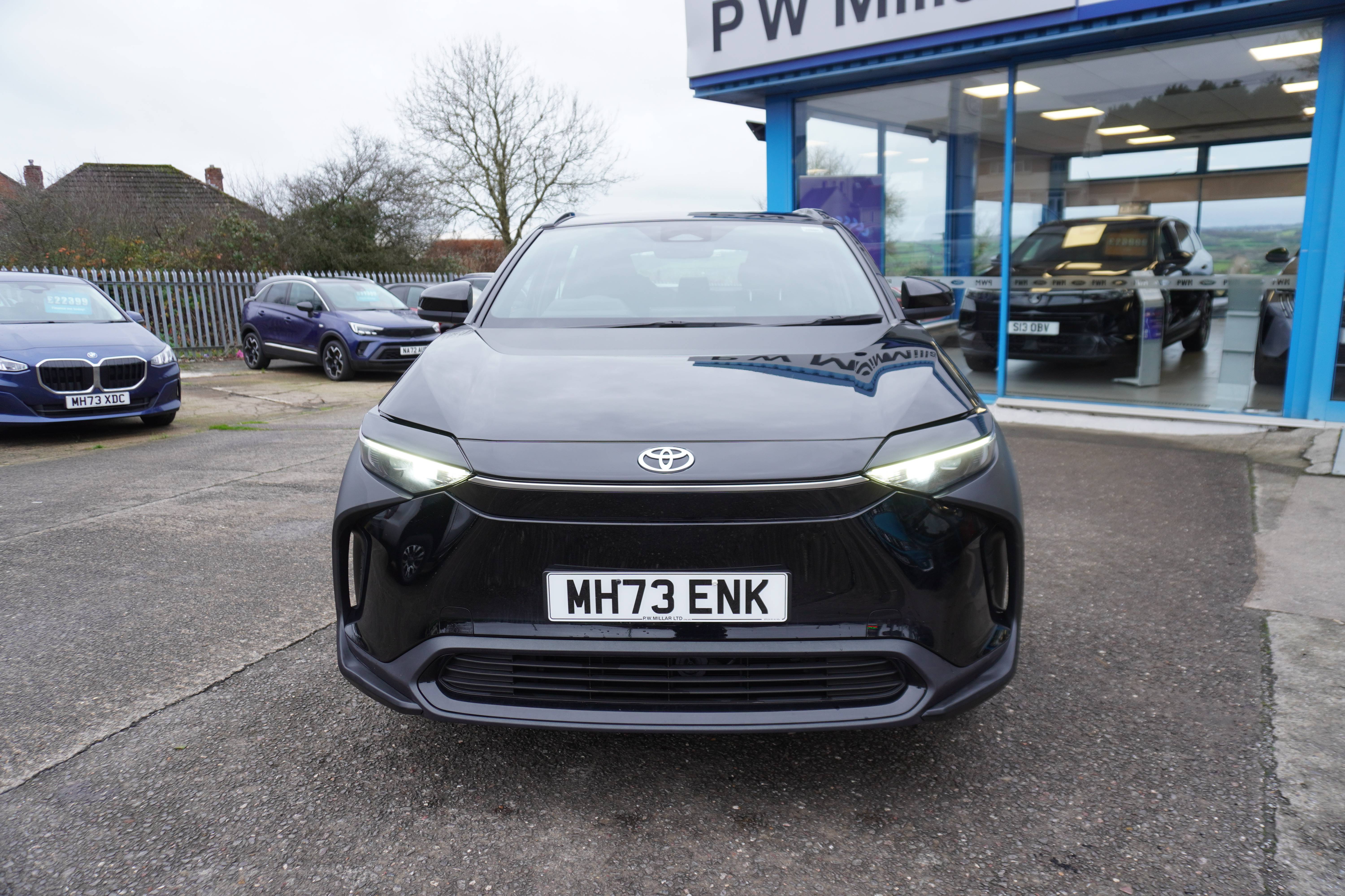2024 73 TOYOTA BZ4X 71.4kWh Pure Auto 5dr (11kW OBC)